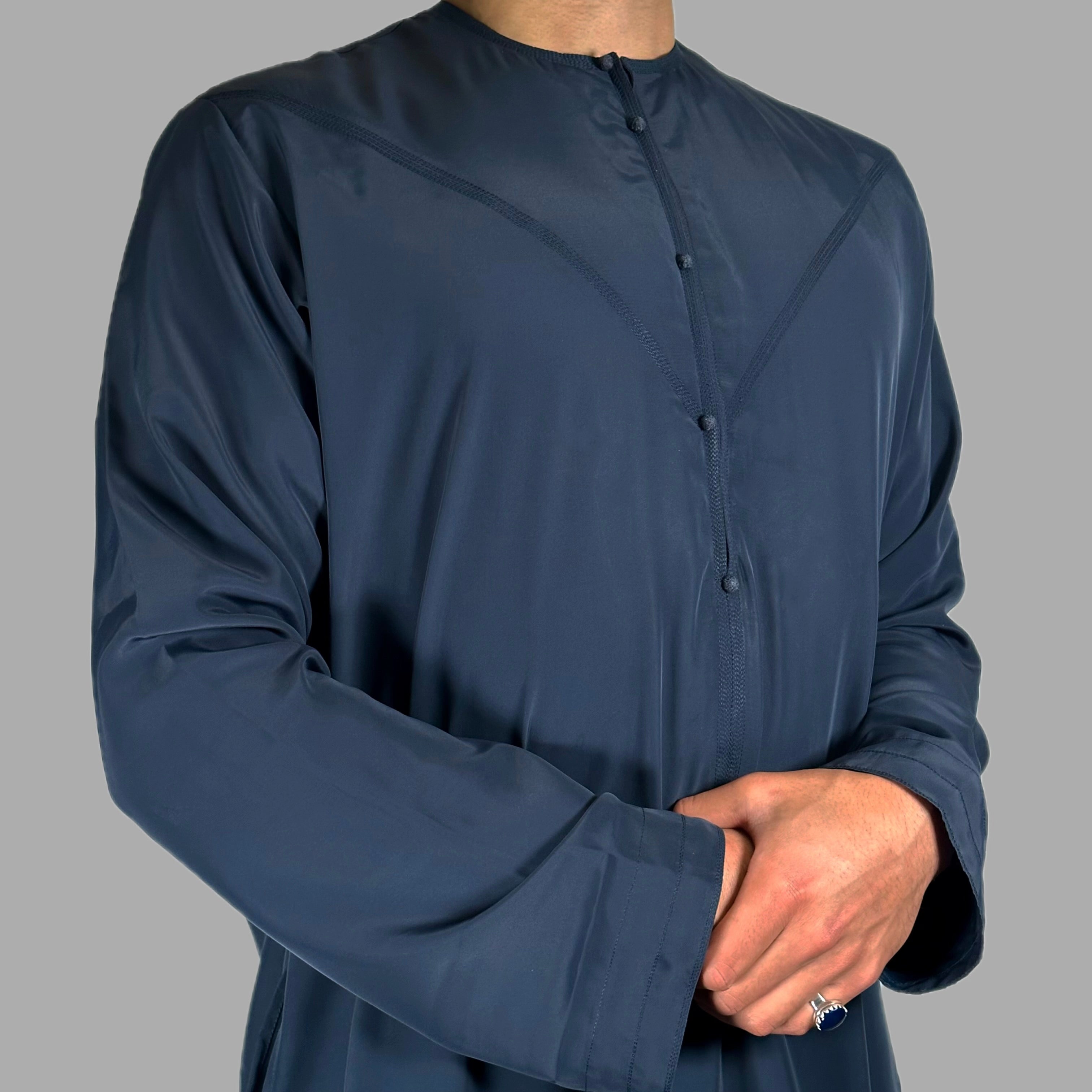 Midnight Blue Emirati Thobes | Emirati Blue Thobes – Al-Haq Thobes
