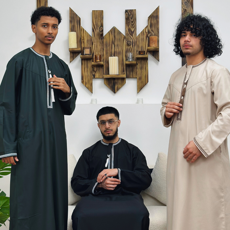 Traditional Arabic Clothing | Thobe Shop | Arabic Clothes – Al-Haq Thobes