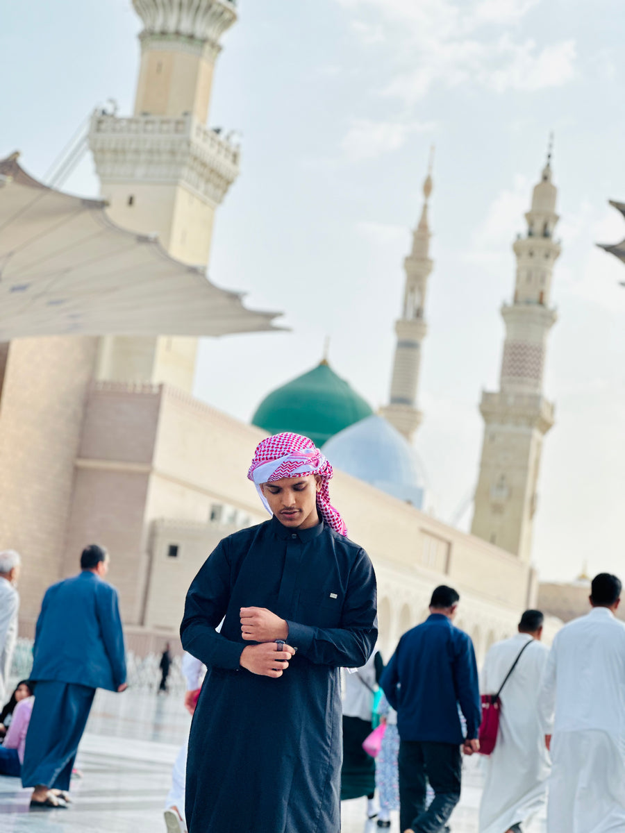 Traditional Arabic Clothing | Thobe Shop | Arabic Clothes – Al-Haq Thobes
